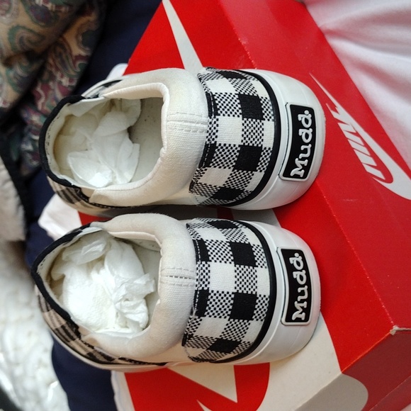 Mudd | Shoes | Mudd Poppy Slipon Sneakers | Poshmark